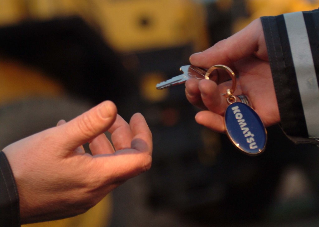 machine_installation - Marubeni Komatsu