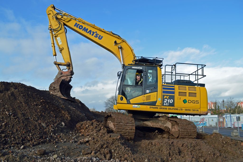 Dynamic Ground Solutions' (DGS) use Komatsu technology.