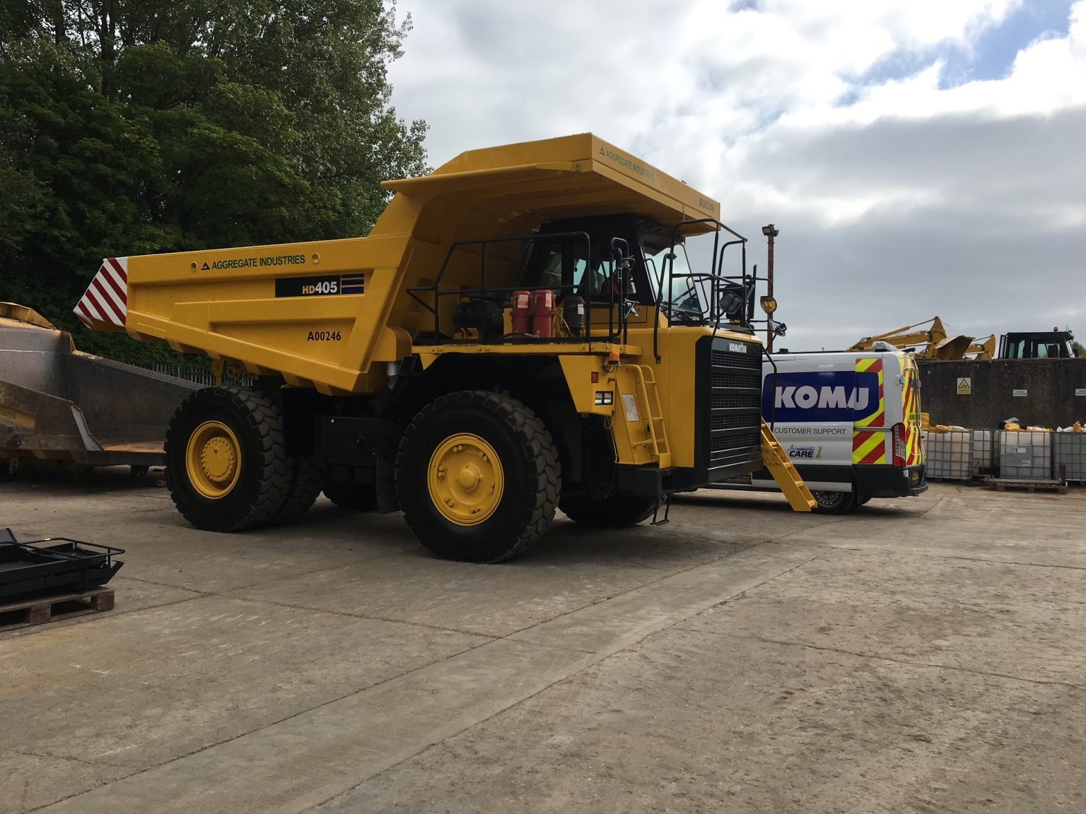 HD405 - After - Marubeni Komatsu