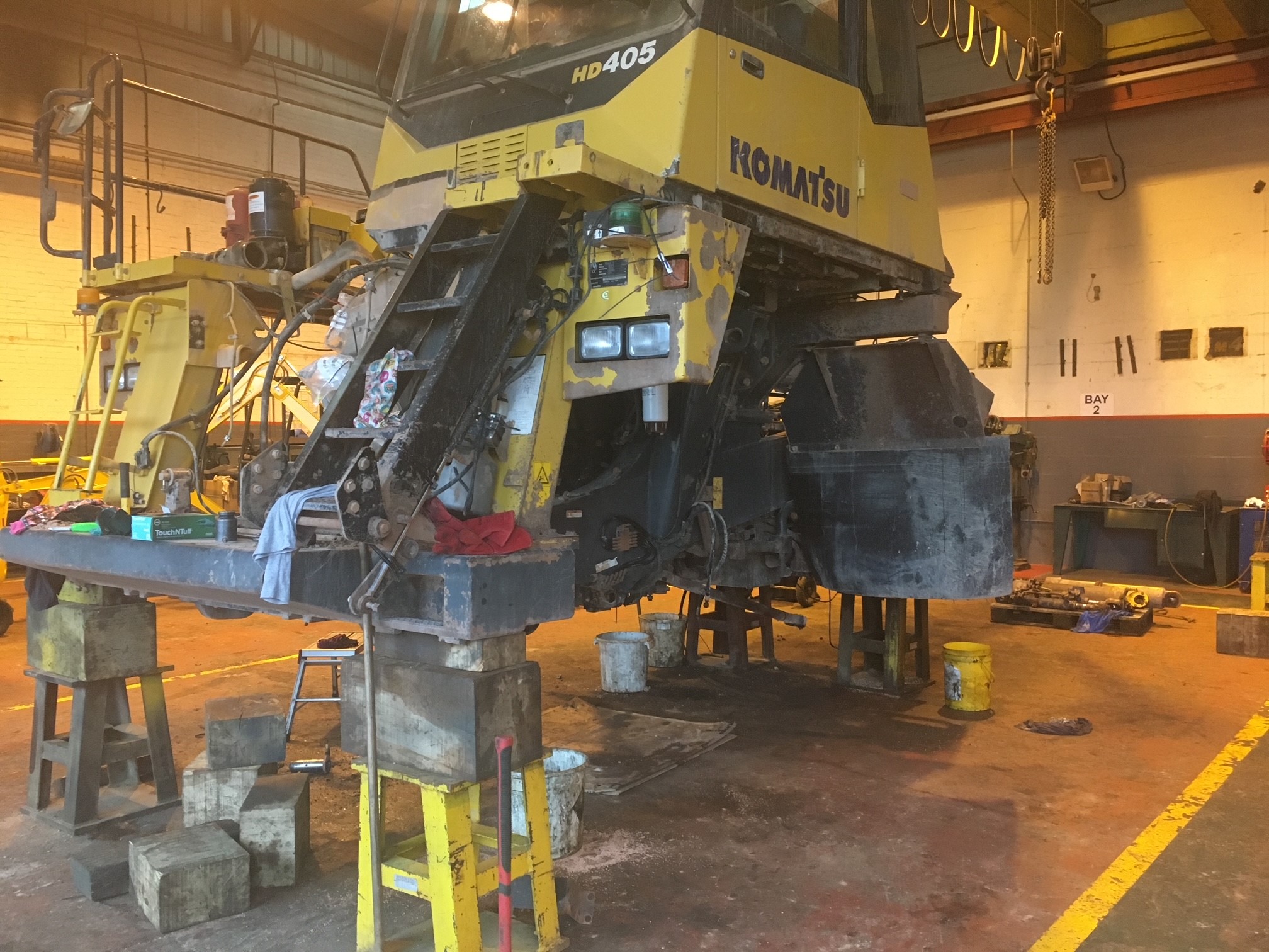 HD405 - Before - Marubeni Komatsu